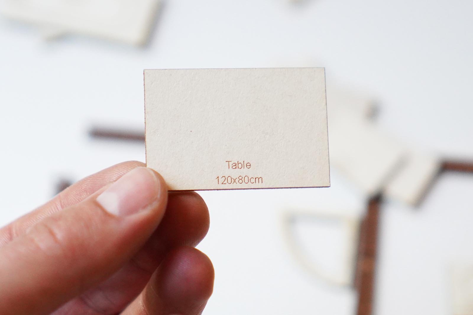 Dimensions table à manger : taille par nombre de personnes | OSAUPT